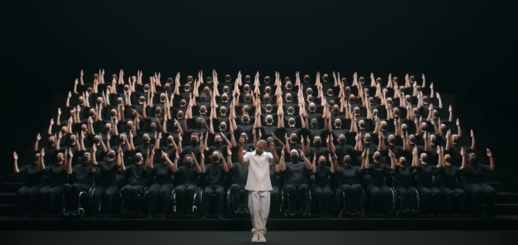 128 Performers In Wheelchairs Put On Beautiful Hand Ballet For ...