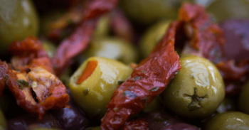 The Science Behind Why Bitter Foods Taste Good | 12 Tomatoes